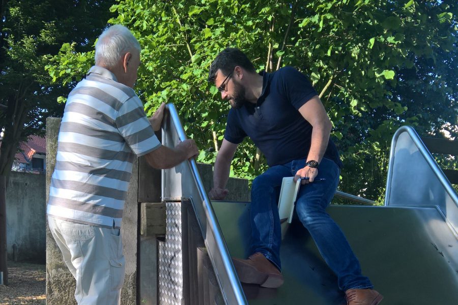 Jährliche Spielplatzbegehung der SPD Hasselroth mit ...