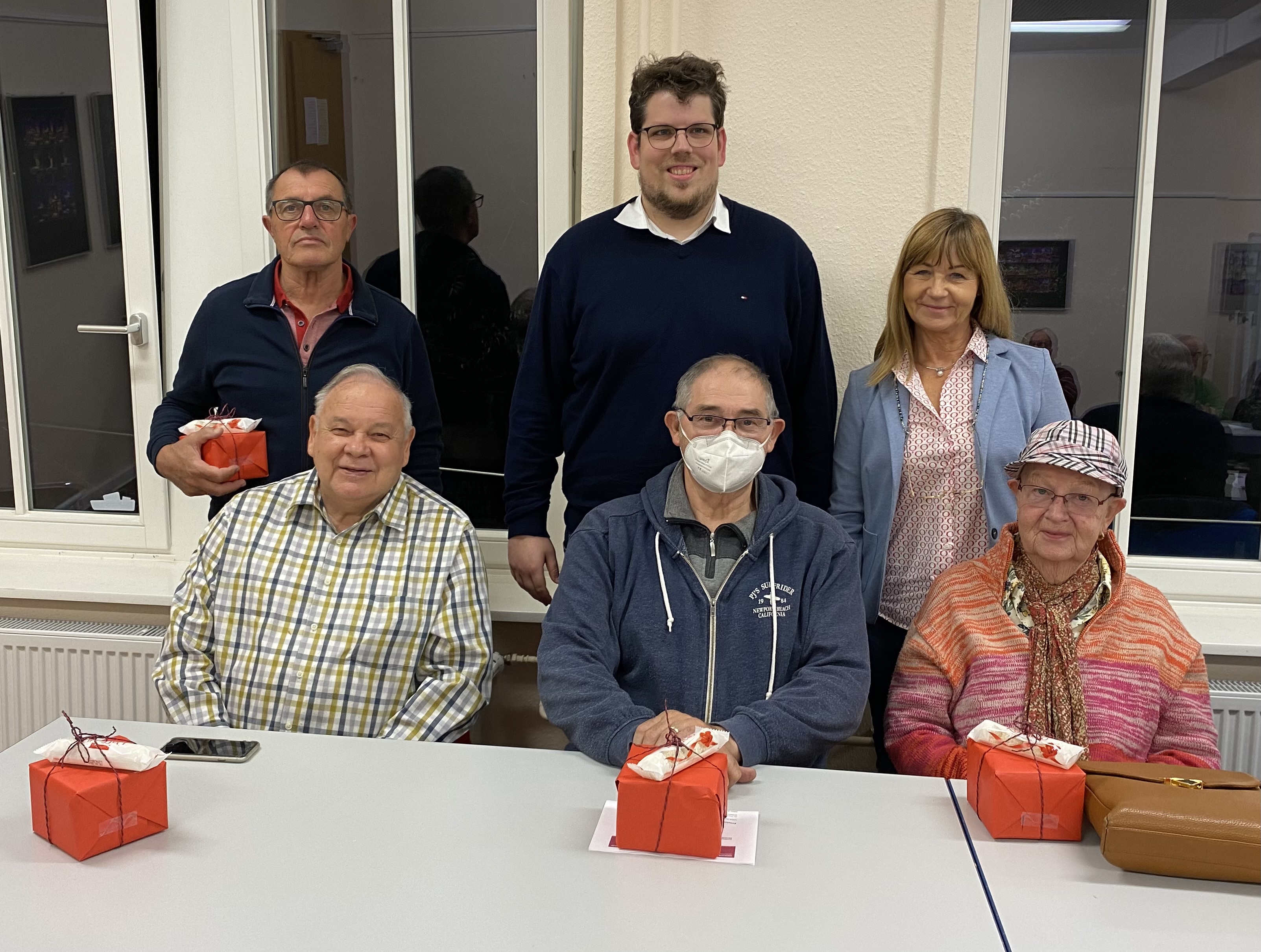 Erste Sitzung des neugewählten Vorstandes Dankeschön an ausgeschiedene ...